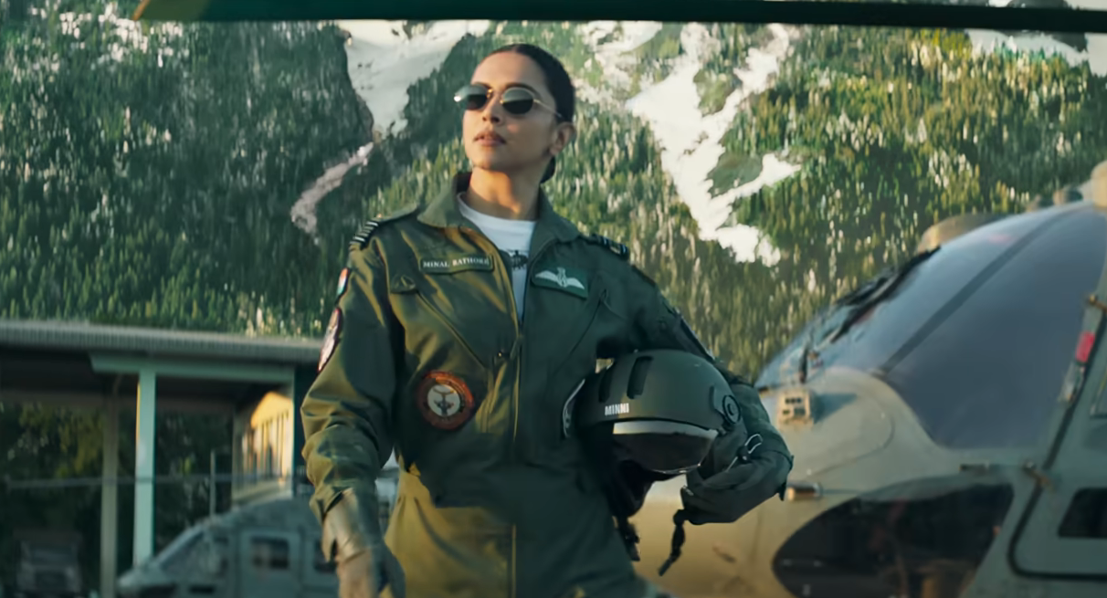 Fighter Movie Review: An Aerial Misfire with Hrithik Roshan and Deepika ...